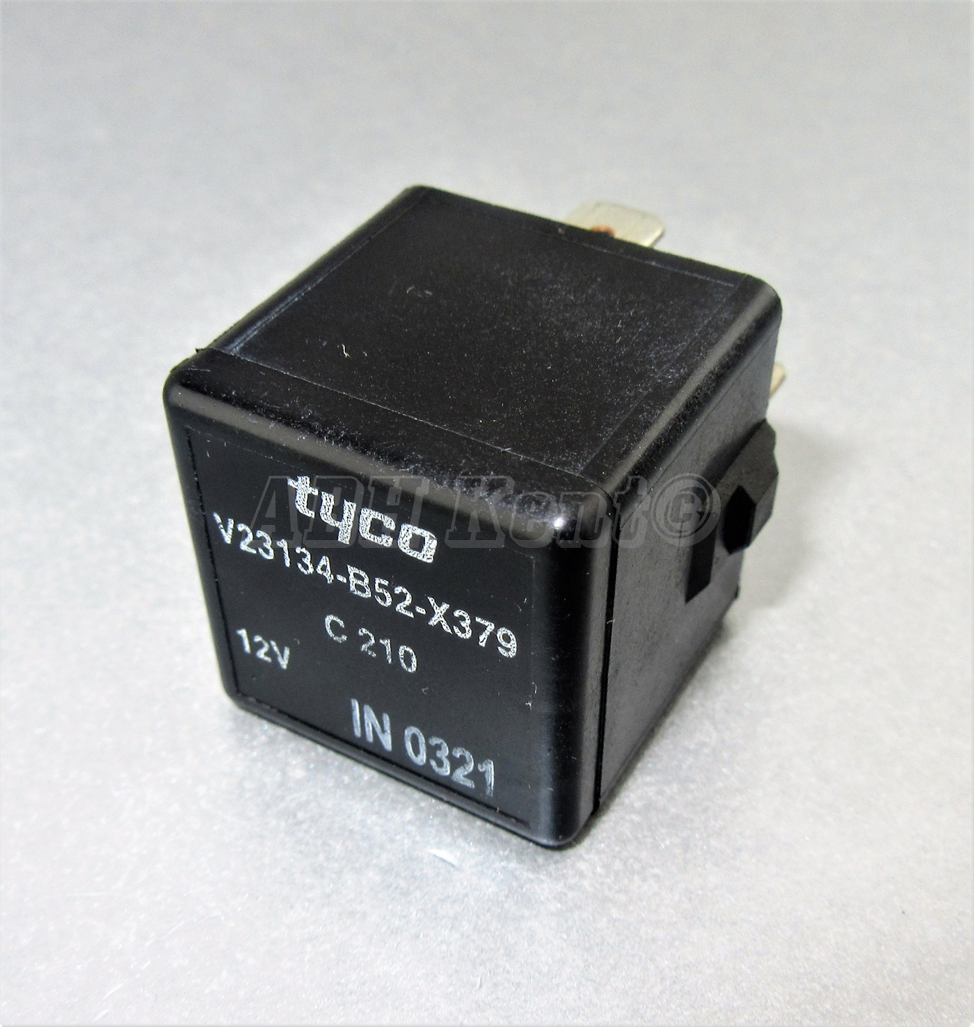 524-Mazda 2 3 6 5 Premicy 4-Pin Black Relay C210 12V Tyco V23134-B52 ...