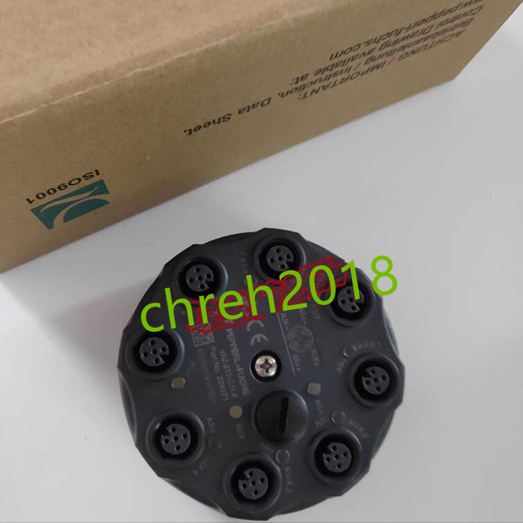 1 PCS NEW in box PEPPERL+FUCHS junction box M12 connector VAZ-2T8-G11-F ...