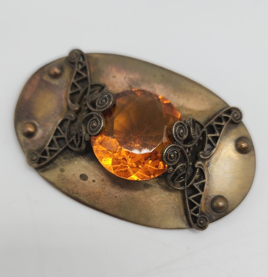 Antique Victorian Chunky Brass Topaz Glass Brooch Sas… - Gem
