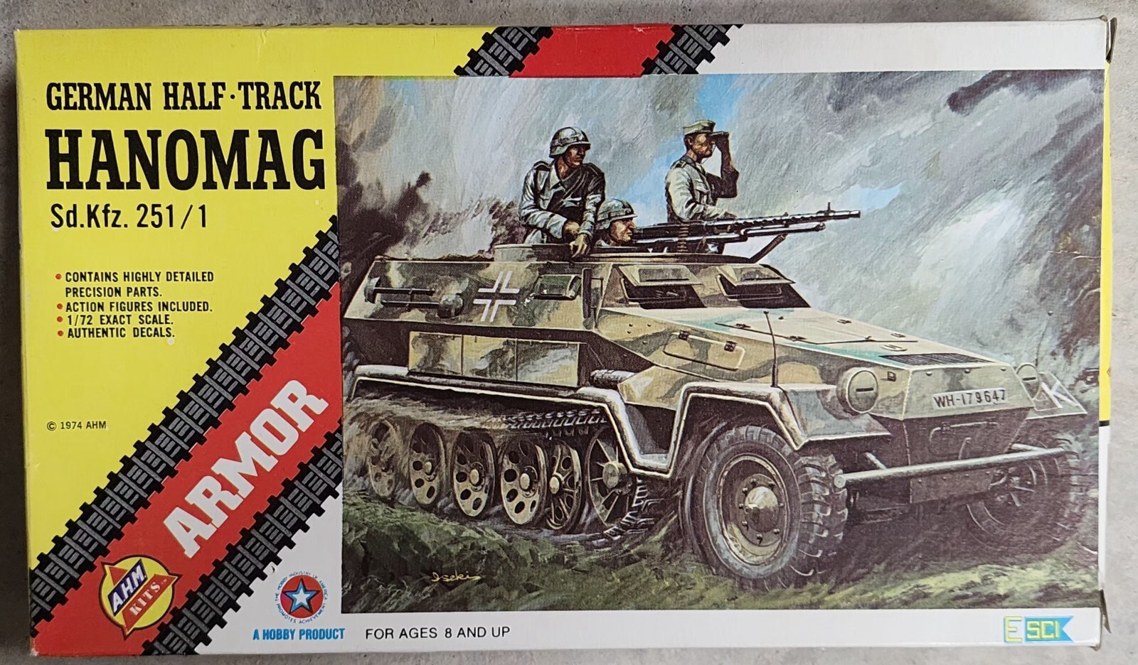 Hanomag Sd.Kfz 251/1 German Half Track MK802 AHM | eBay