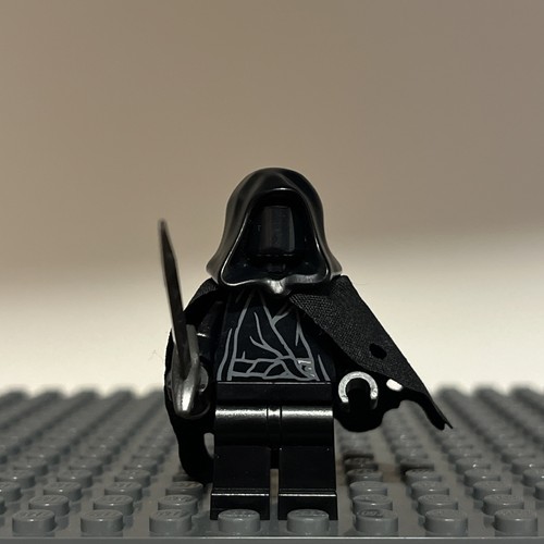 Lego Lord of the Rings Ringwraith Nazgûl Minifigure Black Robe Sword ...