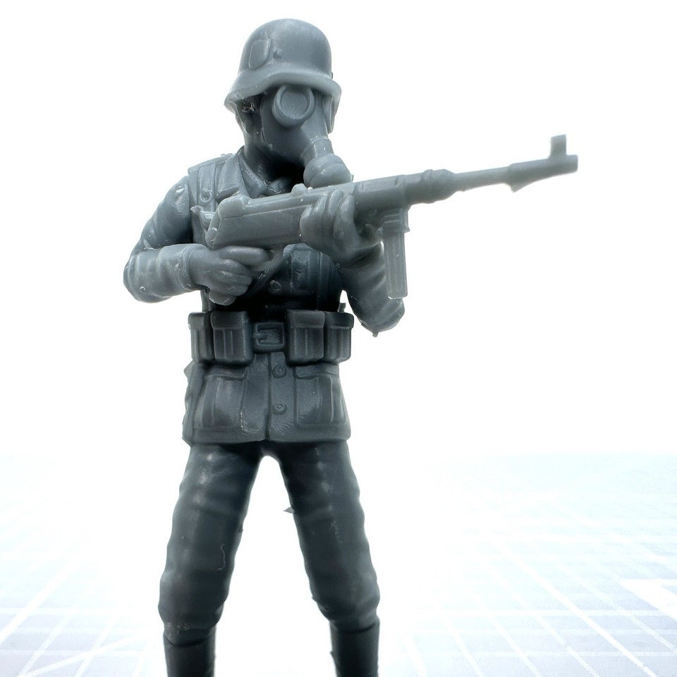 World War 2 German Toy Soldier Gas Mask FIRING Military Resin 1/32 WW2 ...