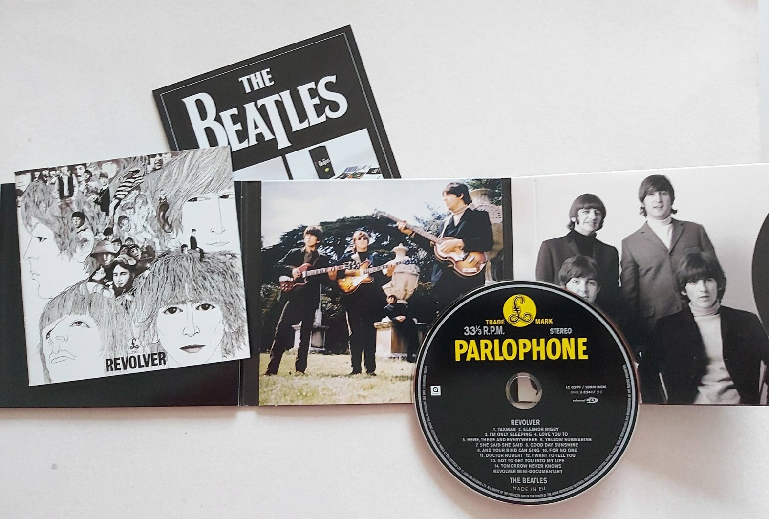 THE BEATLES REVOLVER 2009 REMASTERED CD With MINI DOCUMENTARY | eBay UK