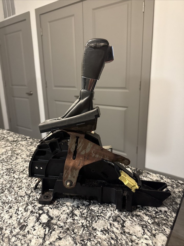 2003-2005 LINCOLN AVIATOR A/T AUTOMATIC TRANSMISSION FLOOR SHIFTER GEAR ...