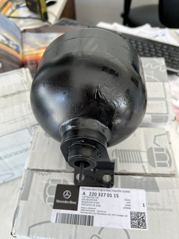 Mercedes Original S500 SL500 R220 R230 Self-Leveling Accumulator ...