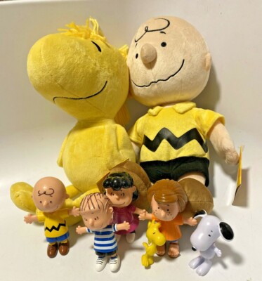 Peanuts - Lot of 8 Assorted Items: 2 plush, 6 character figurines | eBay