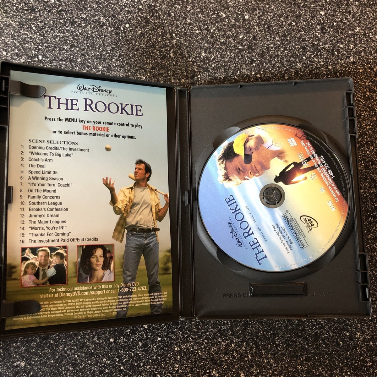 Royce D Applegate The Rookie The Rookie 8711875954283 Disney DVD