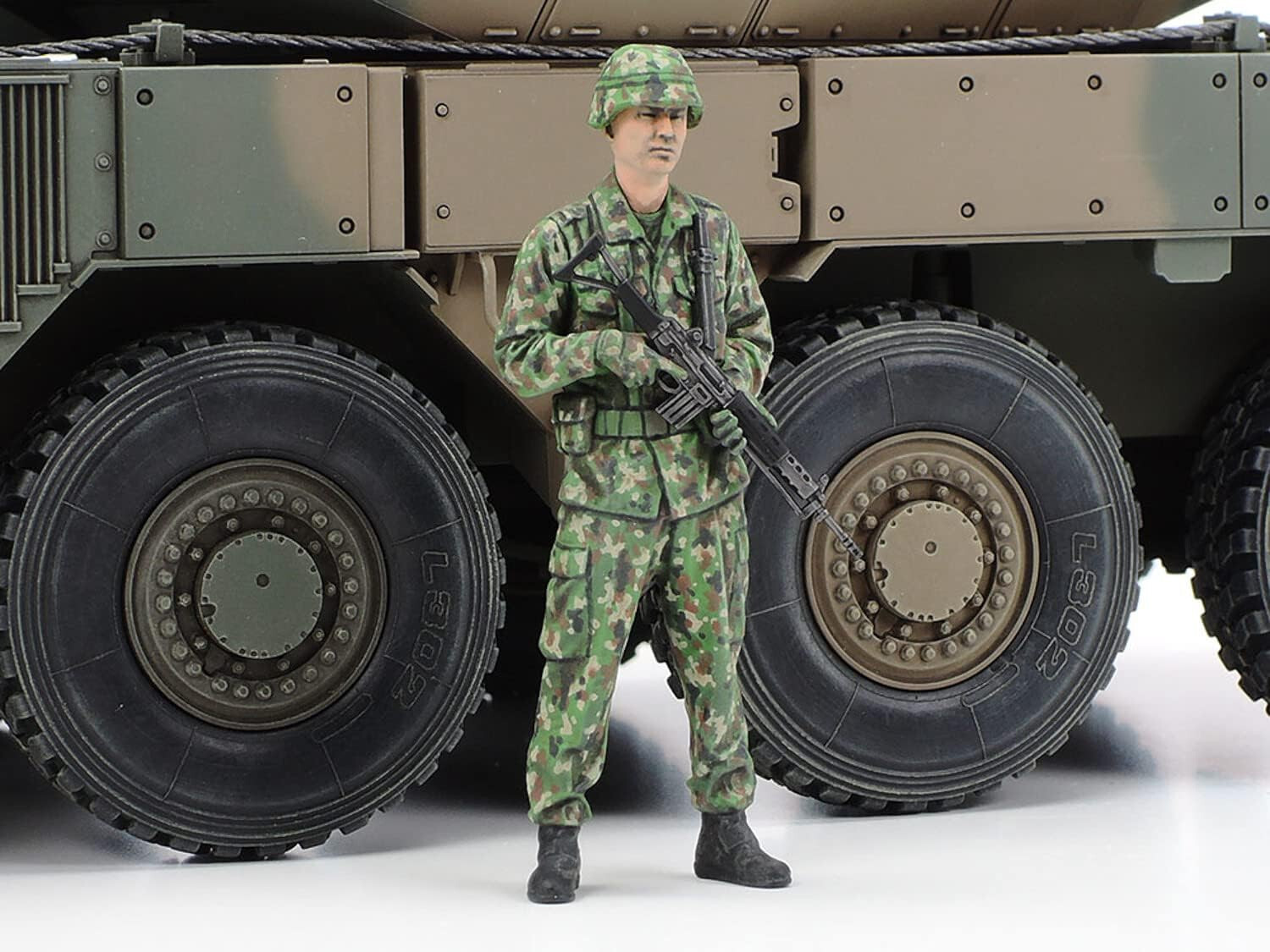 TAMIYA 1/35 MILITARY MINIATURE SERIES No.383 JGSDF TYPE 16 MCV C5 w ...