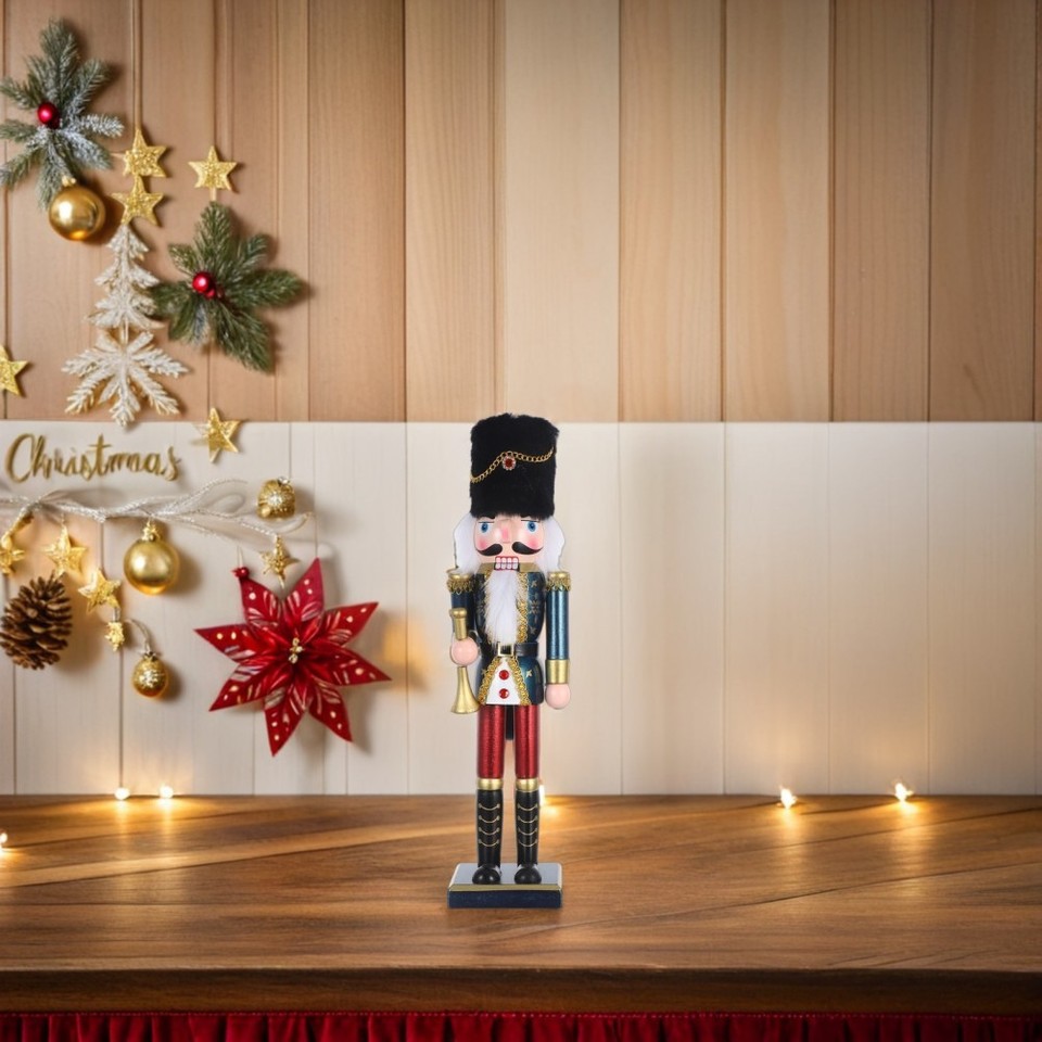 Decorative Nutcracker Statue: Unique Axe Wooden Nutcracker Art Piece ...