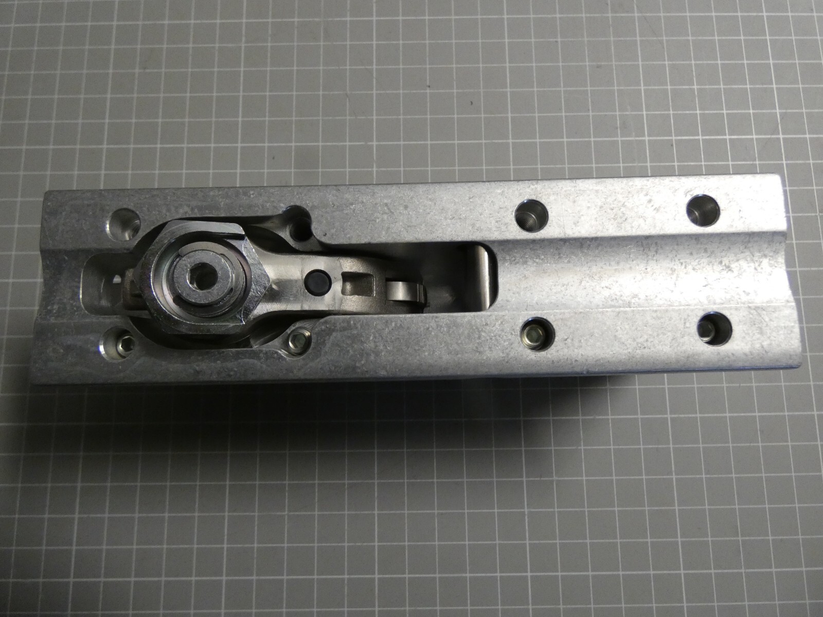 Festo Linearantrieb DADM-DGC-40-A; 541702 | eBay.de