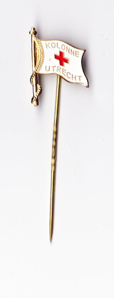 Vintage RED CROSS pin badges brooches Rode Kruis Rotes Kreuz Medical ...