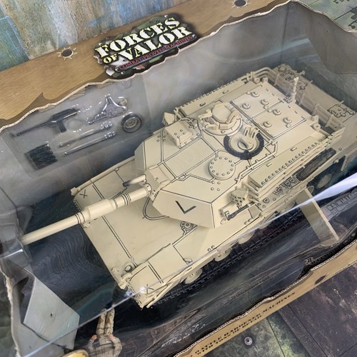 FOV U.S. M1A1 Abrams Tank - Kuwait 1991 NIB 1:32 p/n 90005 (2003 ...