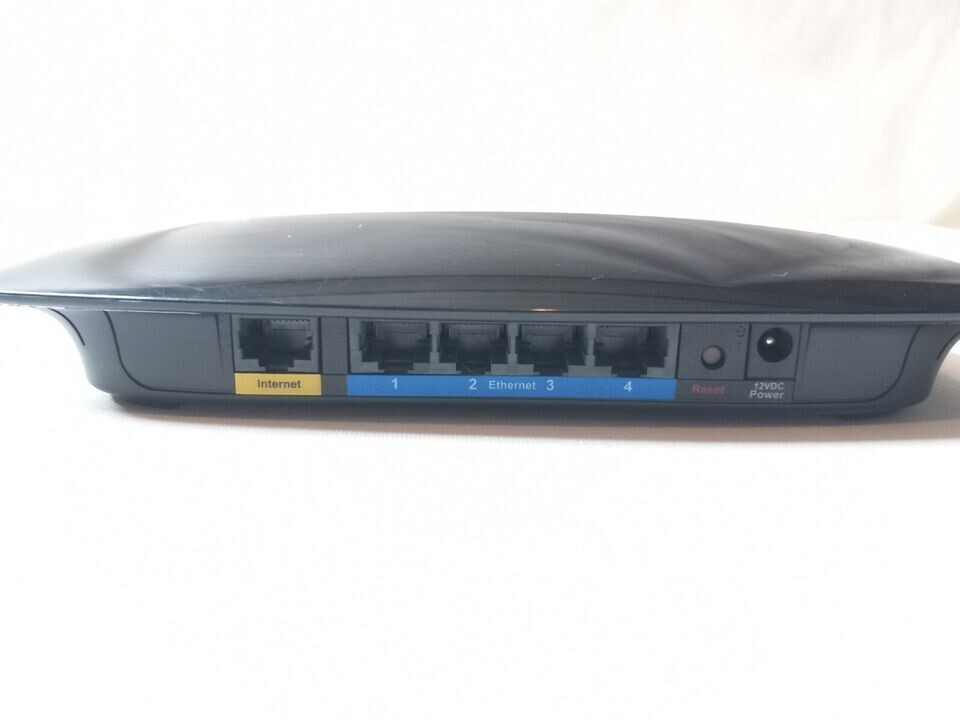 4A Cisco Linksys WRT54G2 v1 54 Mbps 4-Port 10/100 Wireless G Broadband ...