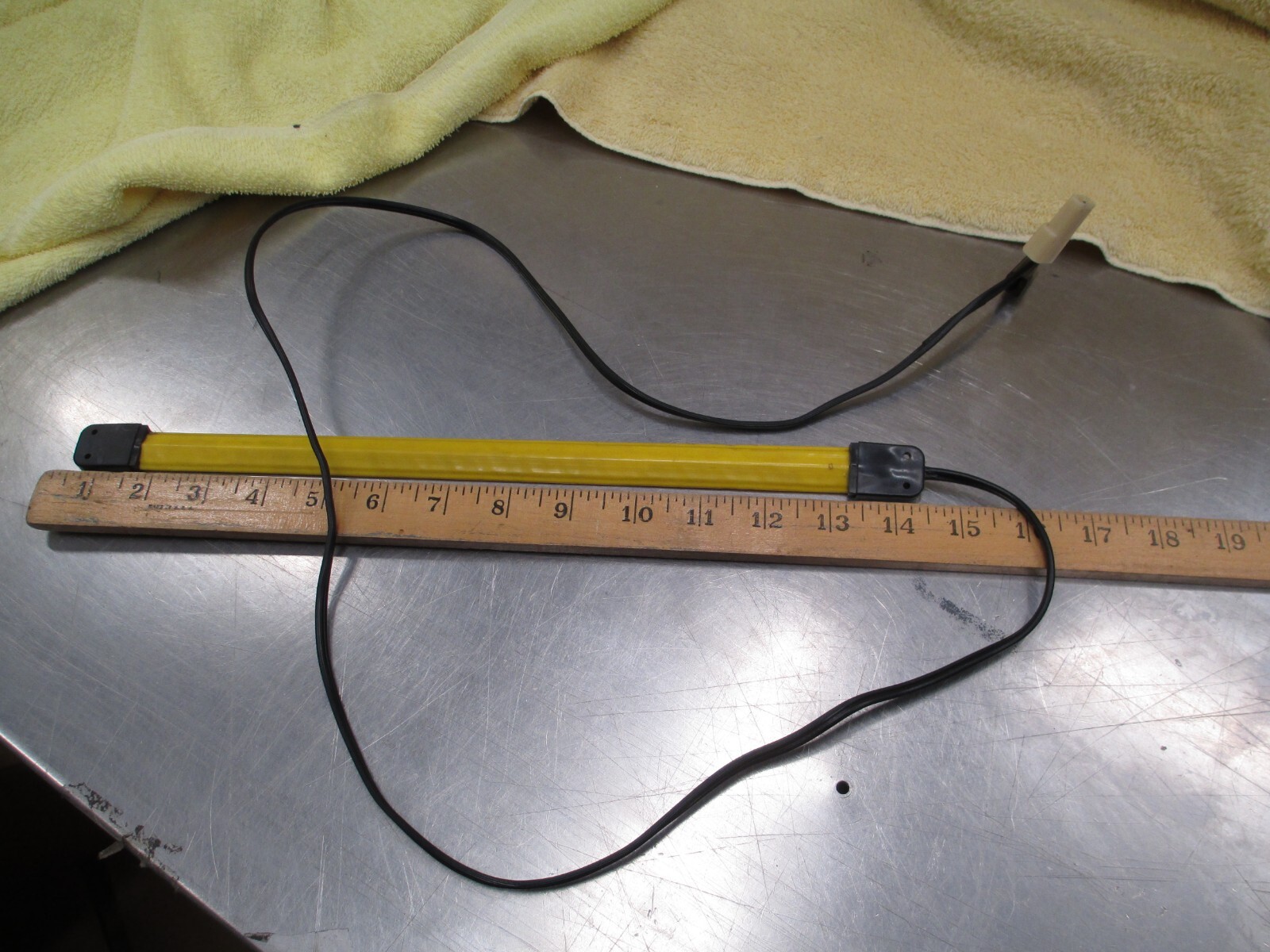 Strip Switch Pressure Electrical Continuous Switch, 12 In. 32 VDC, 1 ...