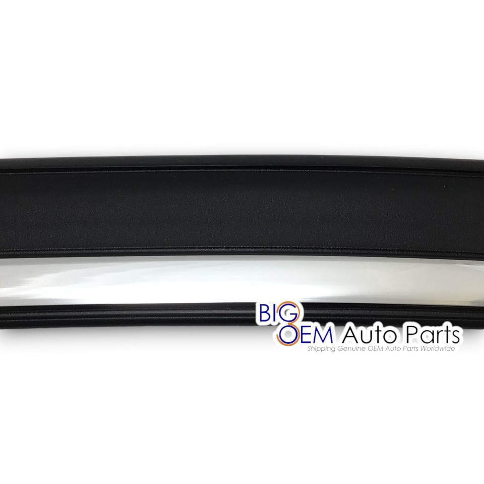 04-07 Chevrolet Silverado Tahoe Suburban Front Passenger Door Molding ...