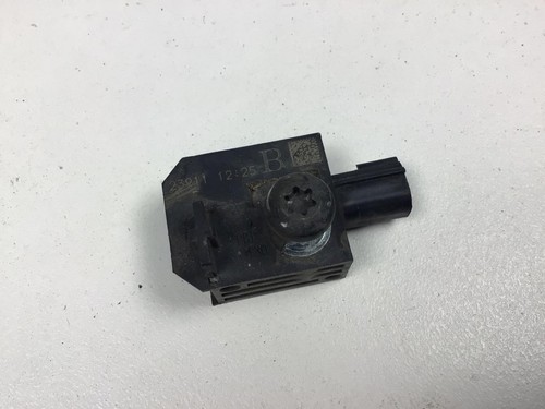 VE WM Statesman Caprice Commodore SS Calais front impact airbag sensor ...