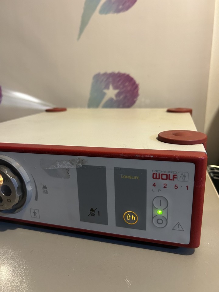 Richard Wolf 4251.107 LP Endoscope Halogen Fiber Optic Light Source | eBay