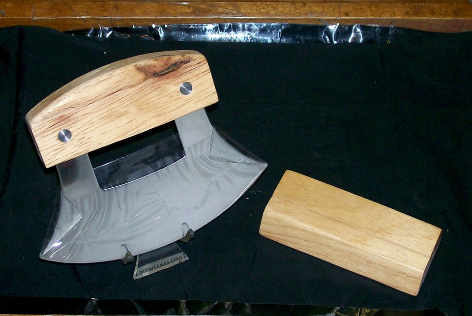 Alaskan ULU Knife & Wood Display Stand 5" Blade 1990's Arctic Circle W ...