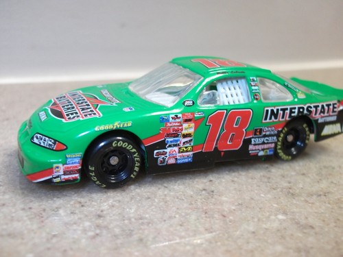 NASCAR BOBBY LABONTE #18 NASCAR 2000 CHAMPIONSHIP PONTIAC 1/64 ACTION ...