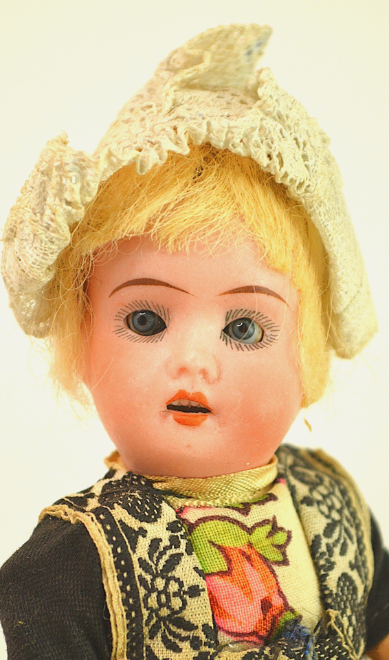Antique AM 390 German Bisque Head Compo Body Volendam Dutch Girl Doll ...