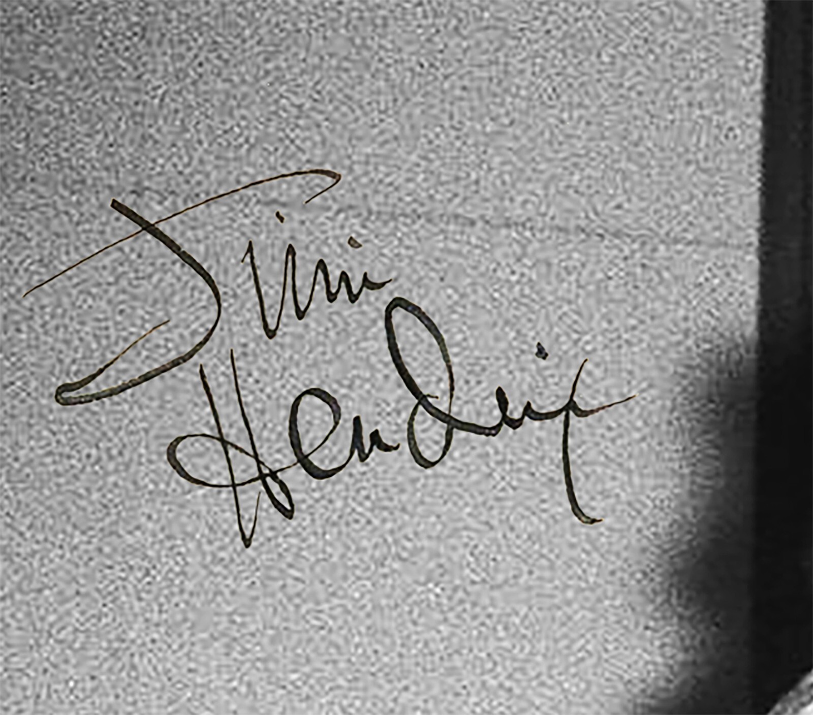 JIMI HENDRIX - Framed Photo Pre-Printed Autograph Signature. (020FP ...