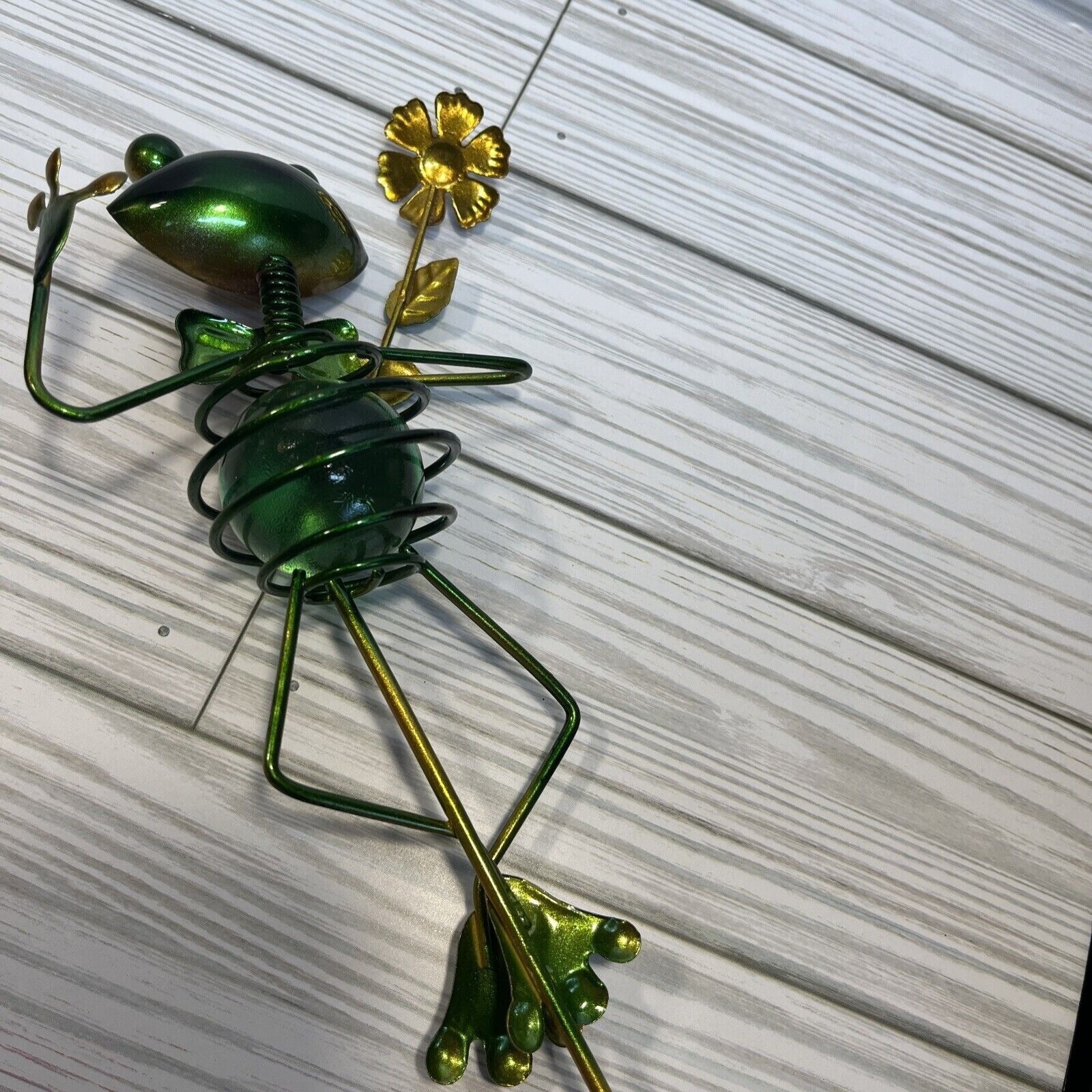 Mr. Wiggles Metal Frog Flower Garden Pick Frog Orange Flower Garden ...