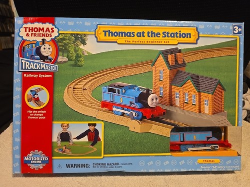 Trackmaster Thomas Train Thomas at the Station Battery Operated Set ...