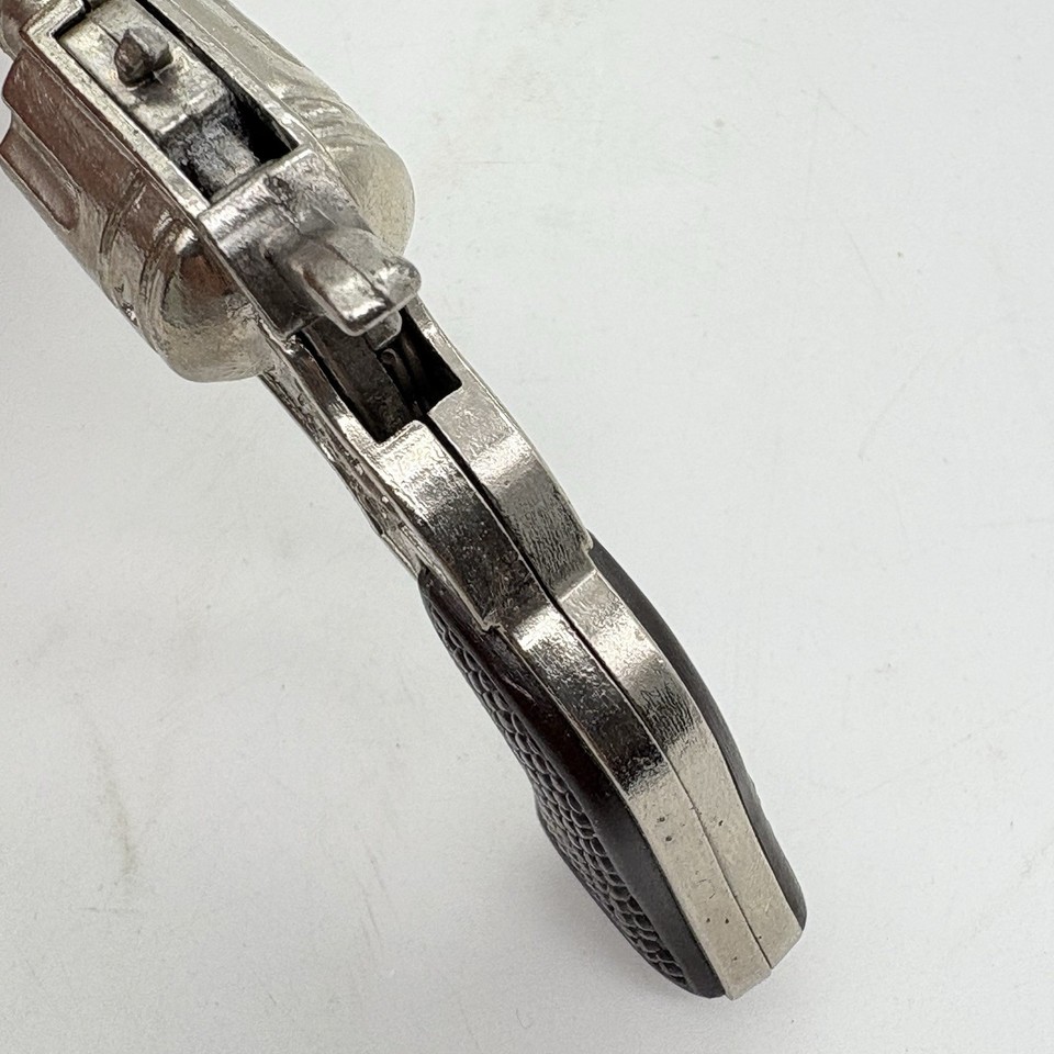 Victory Miniature Die-Cast Western Revolver Cap Gun Kid's Toy Six ...