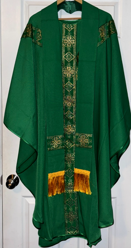 BEAUTIFUL CATHOLIC PRIESTS GREEN & GOLD CHASUBLE & STOLE | eBay