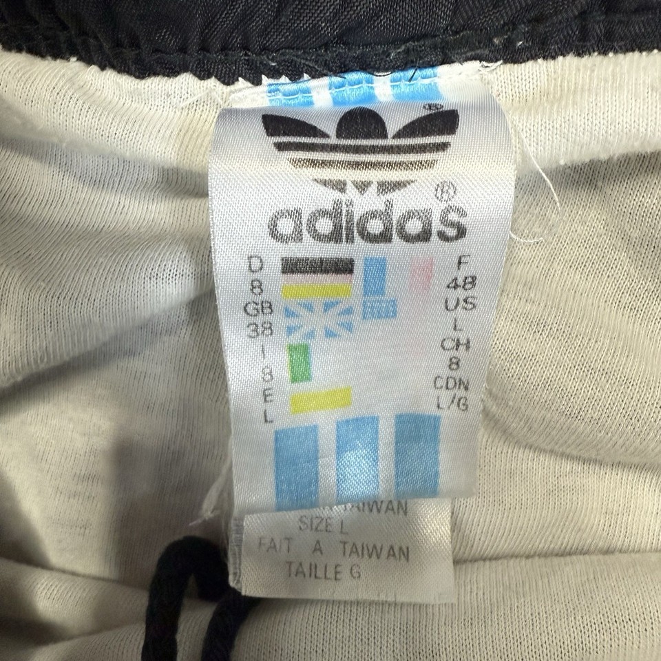 Vintage Adidas Shorts Men’s Large Black Nylon Trefoil Back Spell Out ...