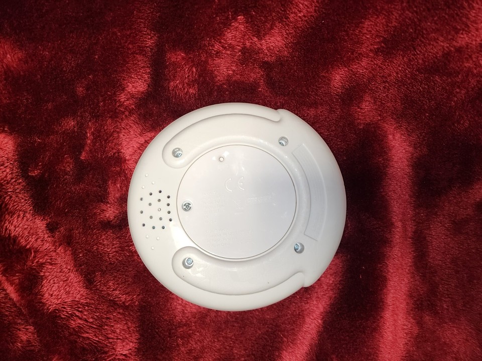 Hasbro Gaming Electronic Catch Phrase Decades Pass & Party Game 2013 ...