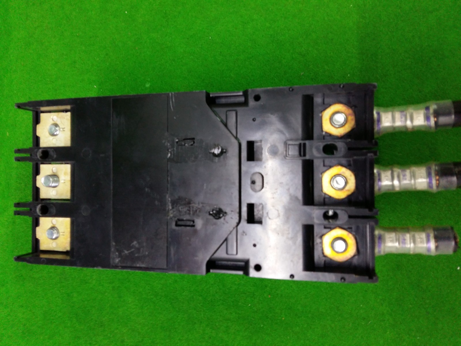 SIEMENS FXD63B200 200AMP 3POLES MAIN BREAKER.,USED | eBay
