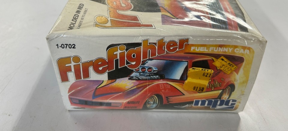 MPC No. 1-0702 FIREFIGHTER CORVETTE FUEL FUNNY CAR Model Kit 1980 ...
