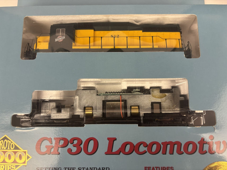 Proto 2000 SD7 – Chicago & North Western #1664 – HO Scale – Item 8002 ...