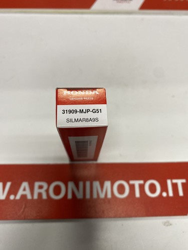 Spark Plug (silmar8a9s) (NGK) Honda Single Neutral | eBay