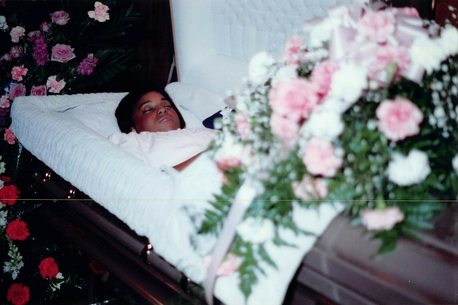 Selena Funeral Open Casket