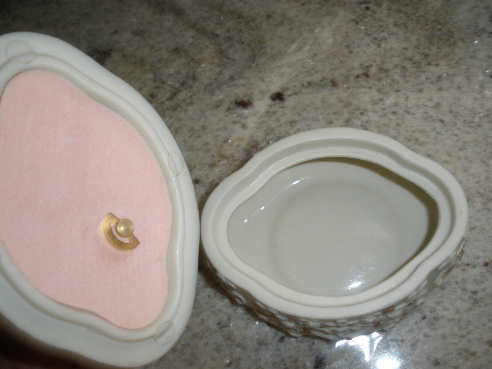 LENOX Endless Love Music Box 1995 Songs of the Heart with Lid | eBay