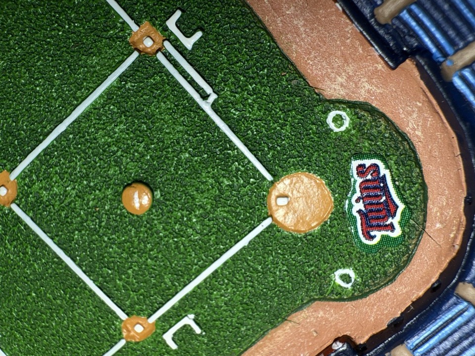 Danbury Mint Stadium Hubert H. Humphrey Metrodome Minnesota Twins With ...
