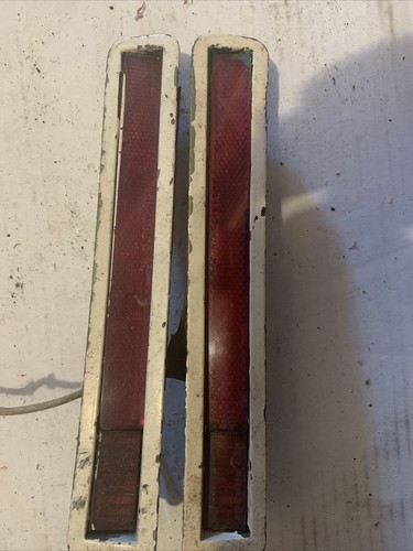 1970 PLYMOUTH CUDA BARRACUDA RED TURN SIGNAL Pair OEM # SAE P1 70B C ...