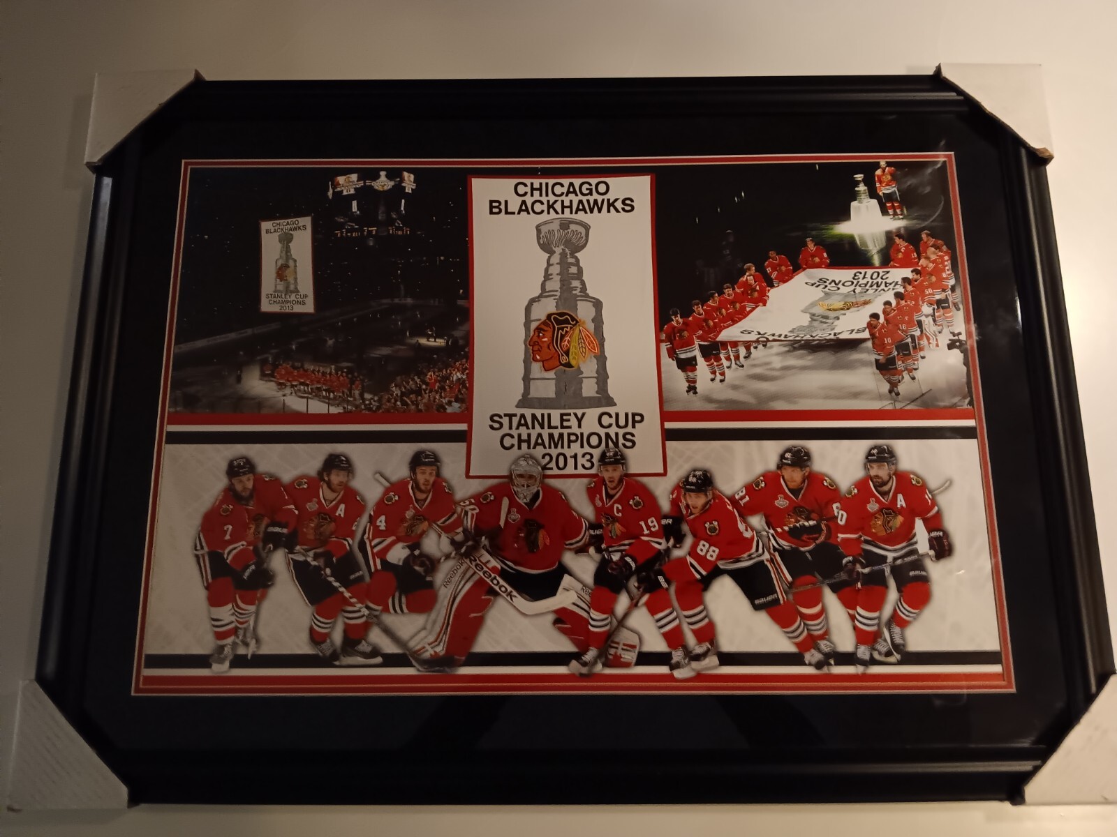 LARGE CHICAGO BLACKHAWKS 2013 STANLEY CUP CHAMPIONS FRAMED 36"X28" VERY ...