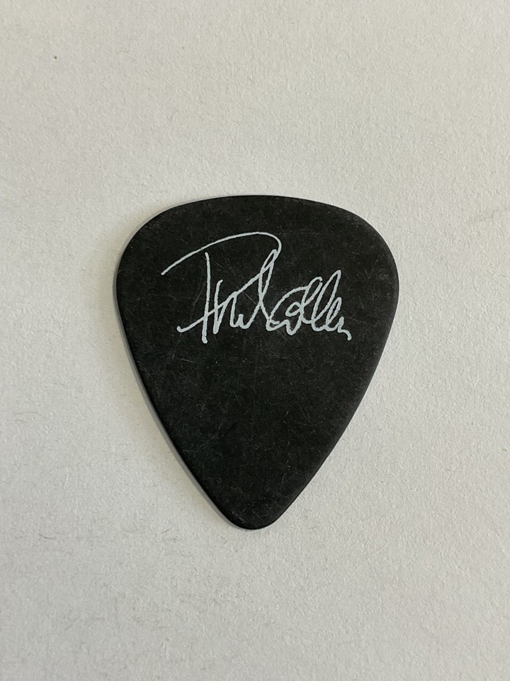 Def Leppard Phil Collen Signature 2003 X Tour Guitar Pick (A) | eBay