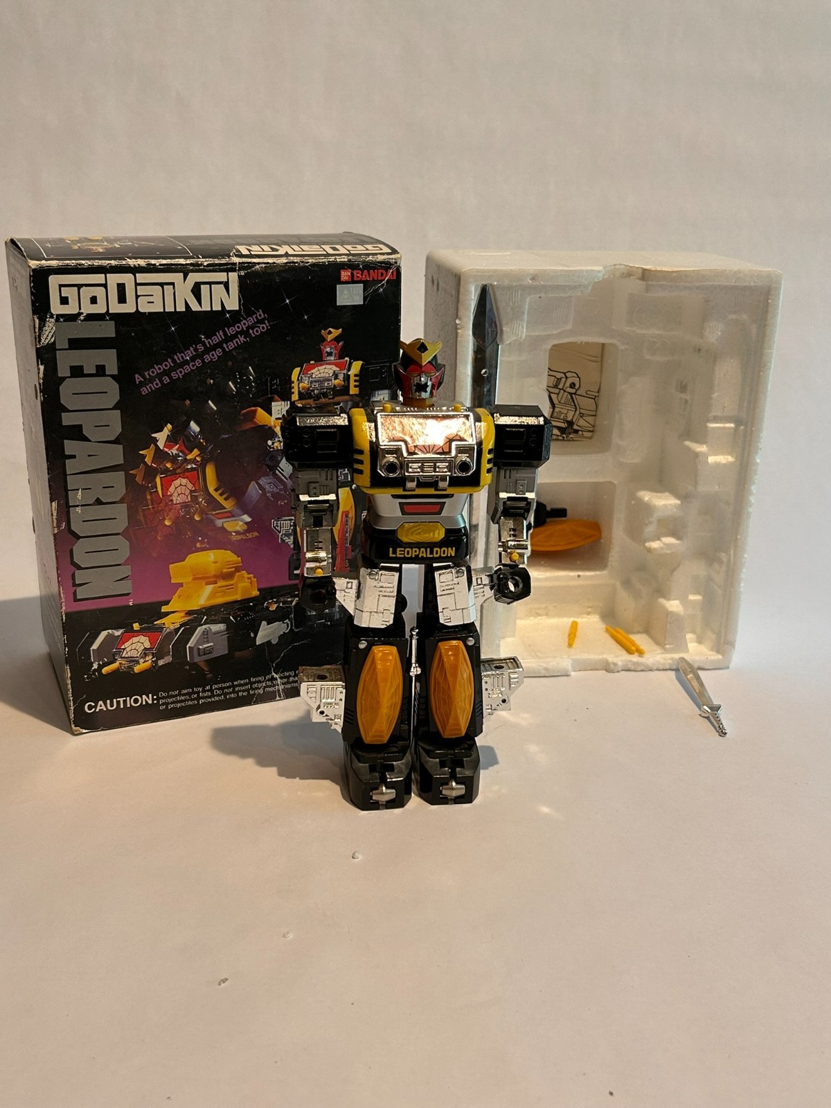 Bandai GODAIKIN LEOPARDON – Japanese Spider-Man Robot – Die-Cast ...
