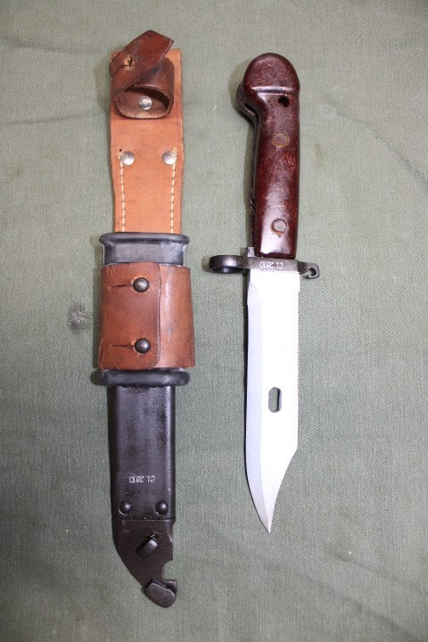 Romanian Multi-Purpose Combat Rifle Knife with Scabbard Set 7.62x39 5. ...