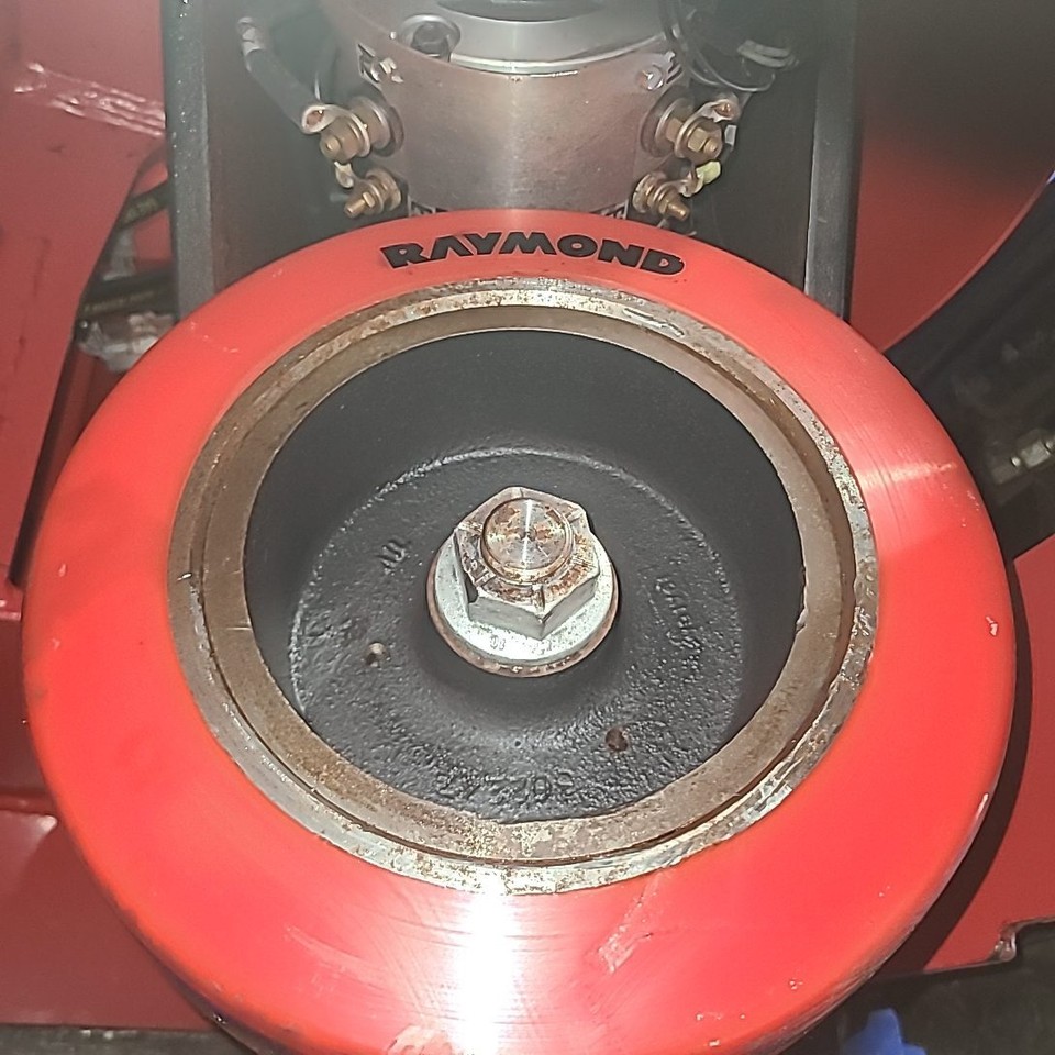 2016 Raymond Electric Pallet Stacker RSS40 | eBay