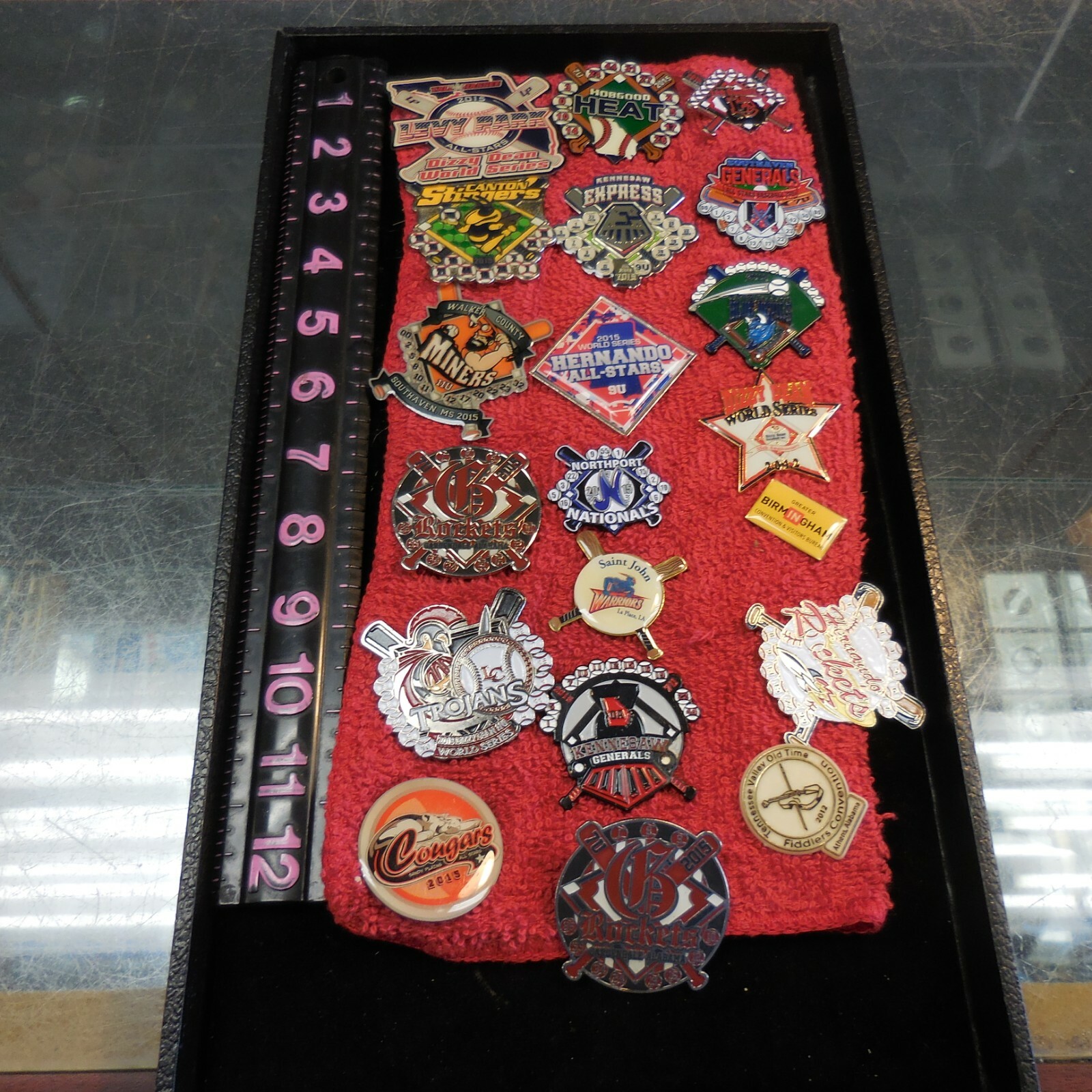 GROUP OF 20 BASEBALL HAT PINS | eBay