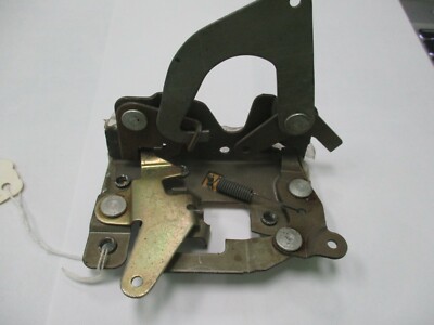Triumph TR7, TR8 left door latch mechanism NOS British Leyland XKC322 ...