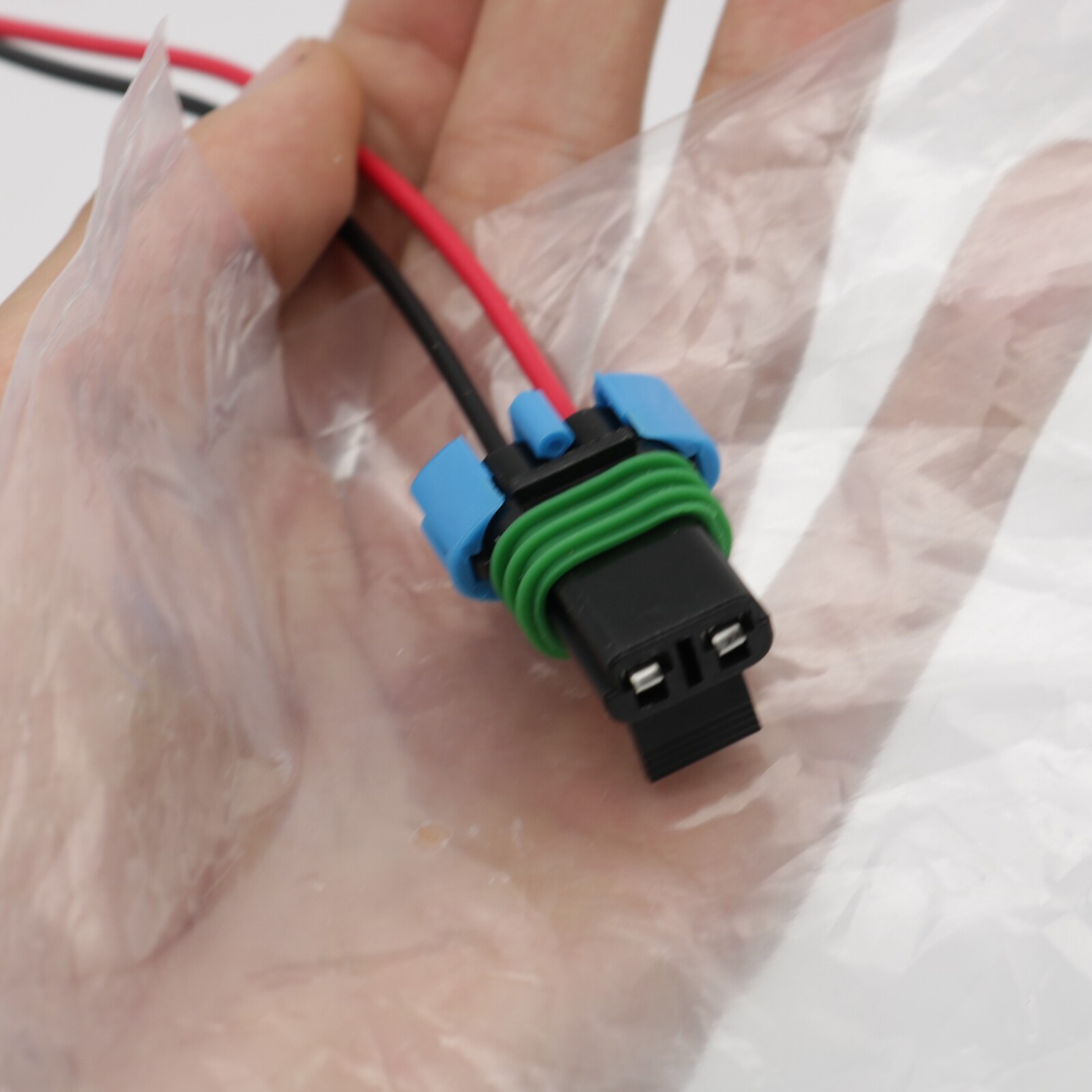 Coolant level sensor connector for Freightliner Coronado. 2001-2020 ...