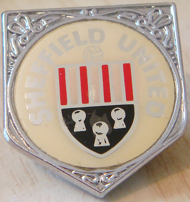 SHEFFIELD UNITED FC Vintage insert type Badge Brooch pin In chrome 26mm ...