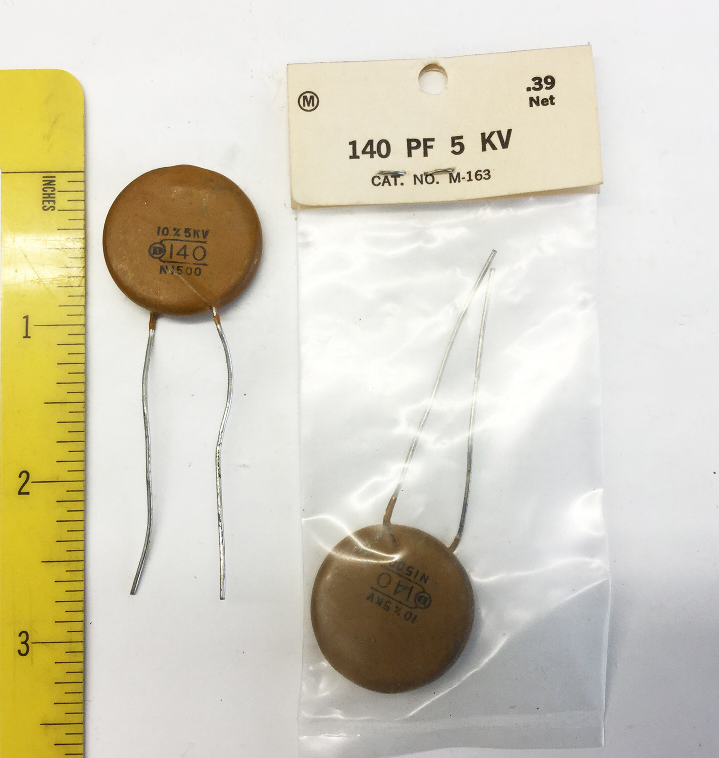 10 – NOS/NIB Circle D Ceramic Disk Capacitors 140 pfd @ 5 kv | eBay