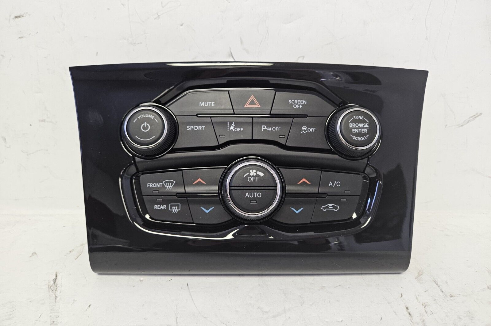 2018-2023 Chrysler 300 Center Stack Radio & HVAC Controls OEM 68293637 ...